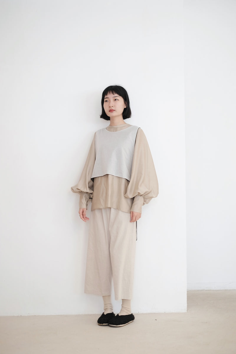 ESMÉE BUBBLE BLOUSE (BIEGE) – 30MENU